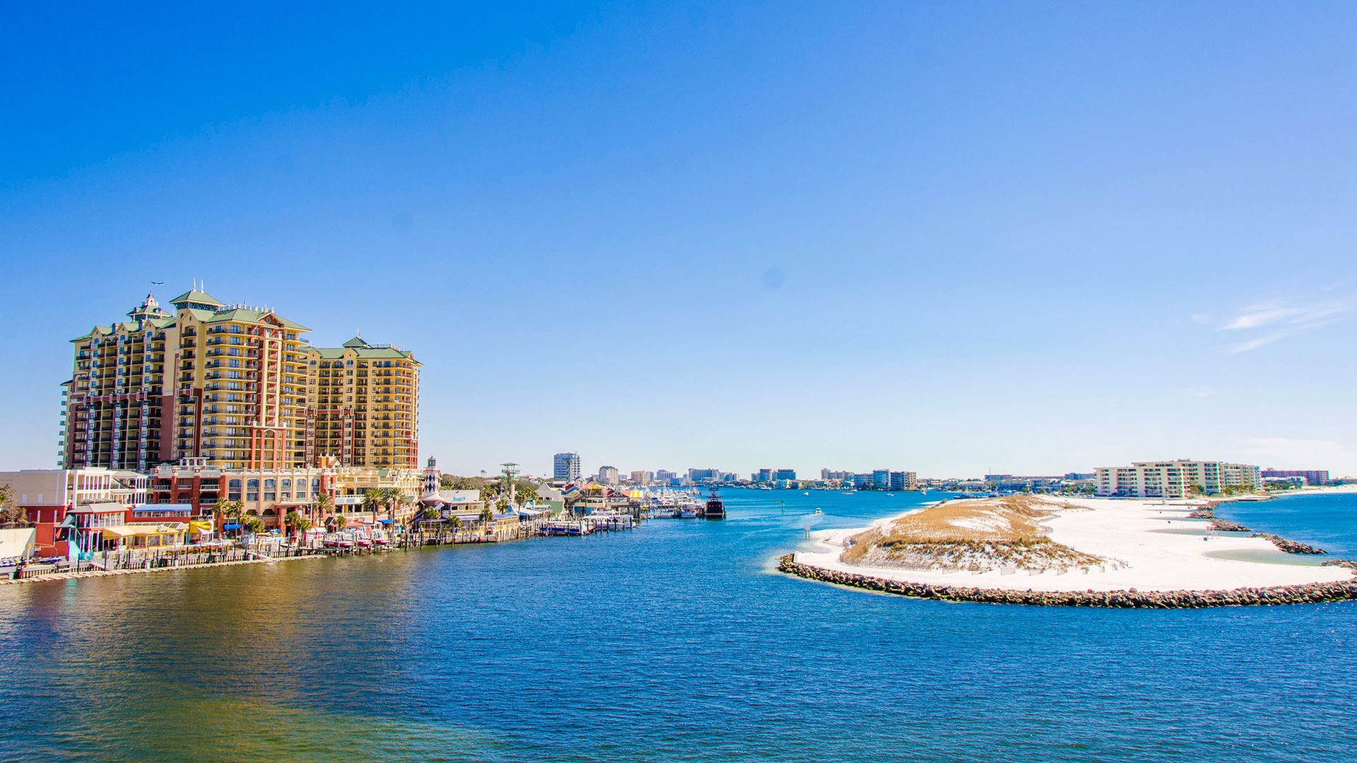 Destin Harborwalk & Norriego Point, Florida - Walk in the Sand